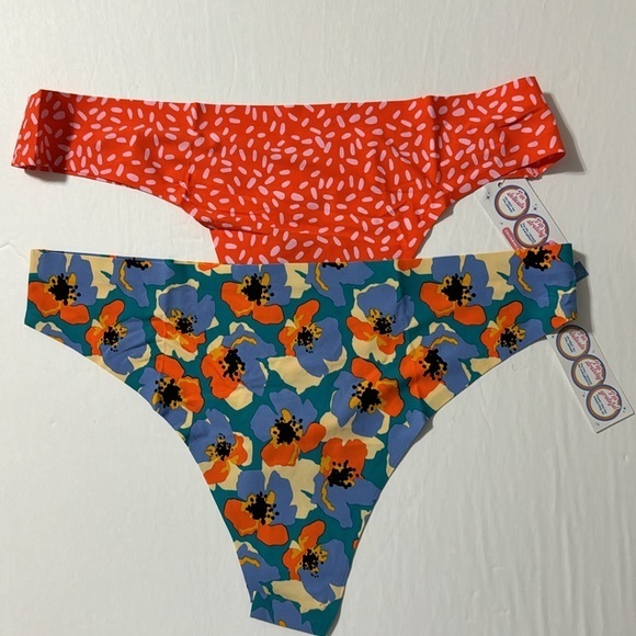 Cheek Boss | Intimates & Sleepwear | 2 Pr Cheek Boss Xl Thongs Panties ...